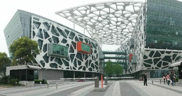 Alibaba Shutting Down Data Centres in Australia and India - Mingtiandi